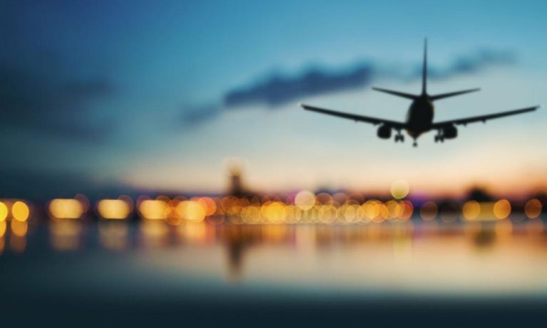 How to Make the Most of a Flight Layover: Turn Waiting Time into an ...